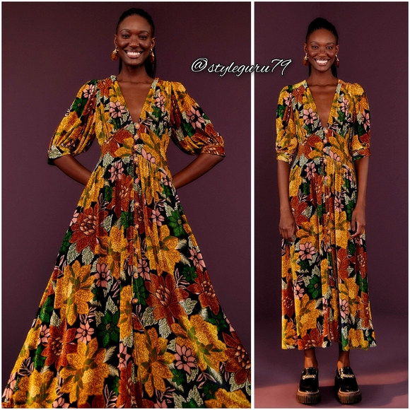 FARM Rio | Dresses | Nwt Farm Rio Garden V Neck Velvet Midi Dress ...